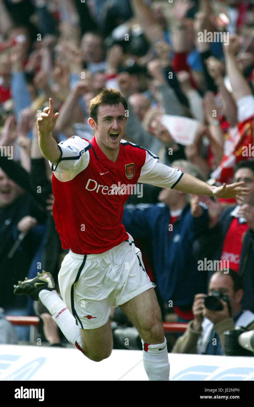 FRANCIS JEFFERS ARSENAL FC ARSENAL FC HIGHBURY LONDON 12 May 2002 Stock ...