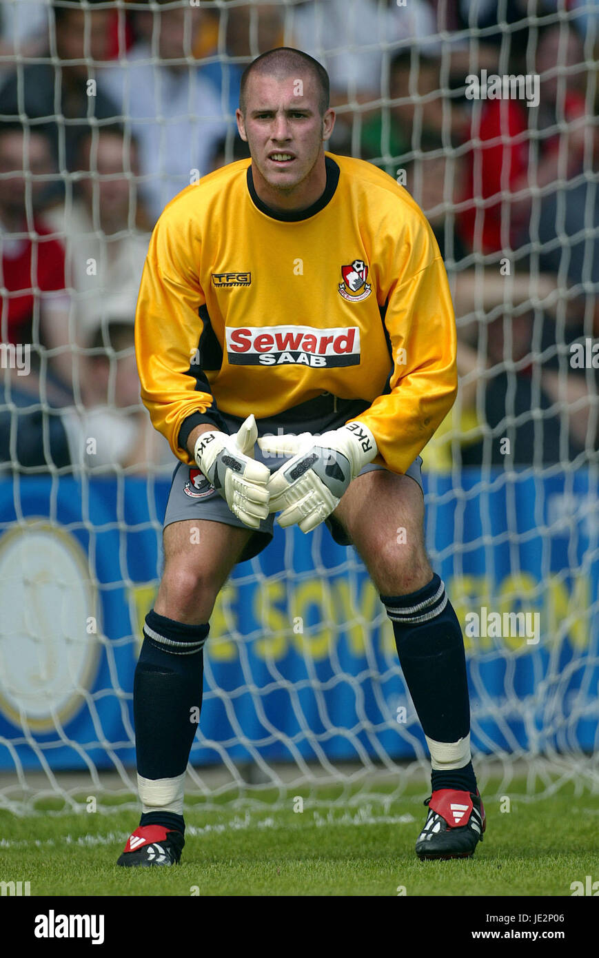 GARETH STEWART BOURNMOUTH AFC BOURNMOUTH 27 July 2002 Stock Photo - Alamy