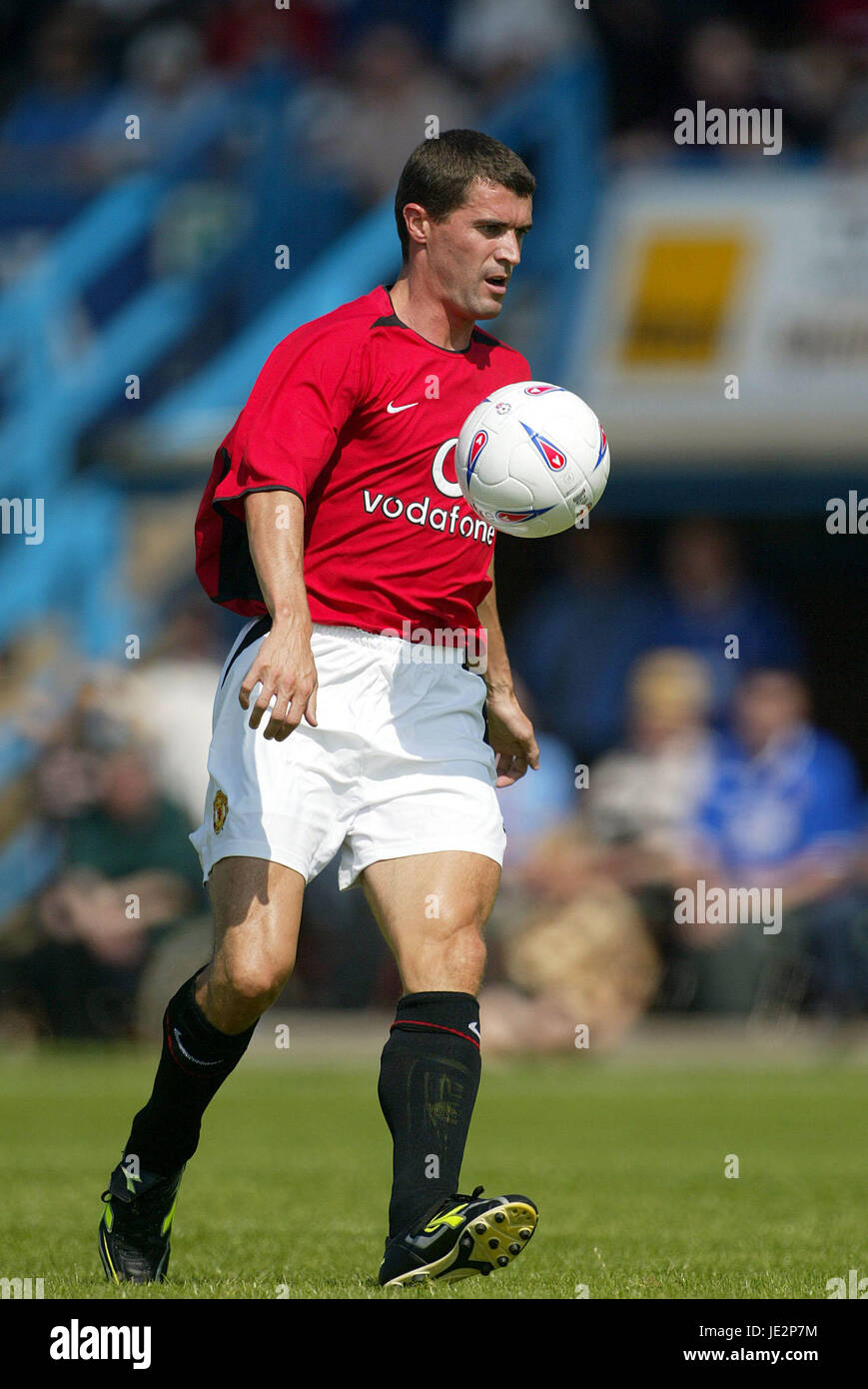 ROY KEANE MANCHESTER UNITED FC SALTERGATE CHESTERFIELD ENGLAND 26 July ...