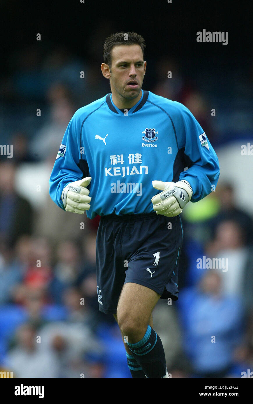 RICHARD WRIGHT EVERTON FC GOODISON PARK LIVERPOOL 10 August 2002 Stock ...