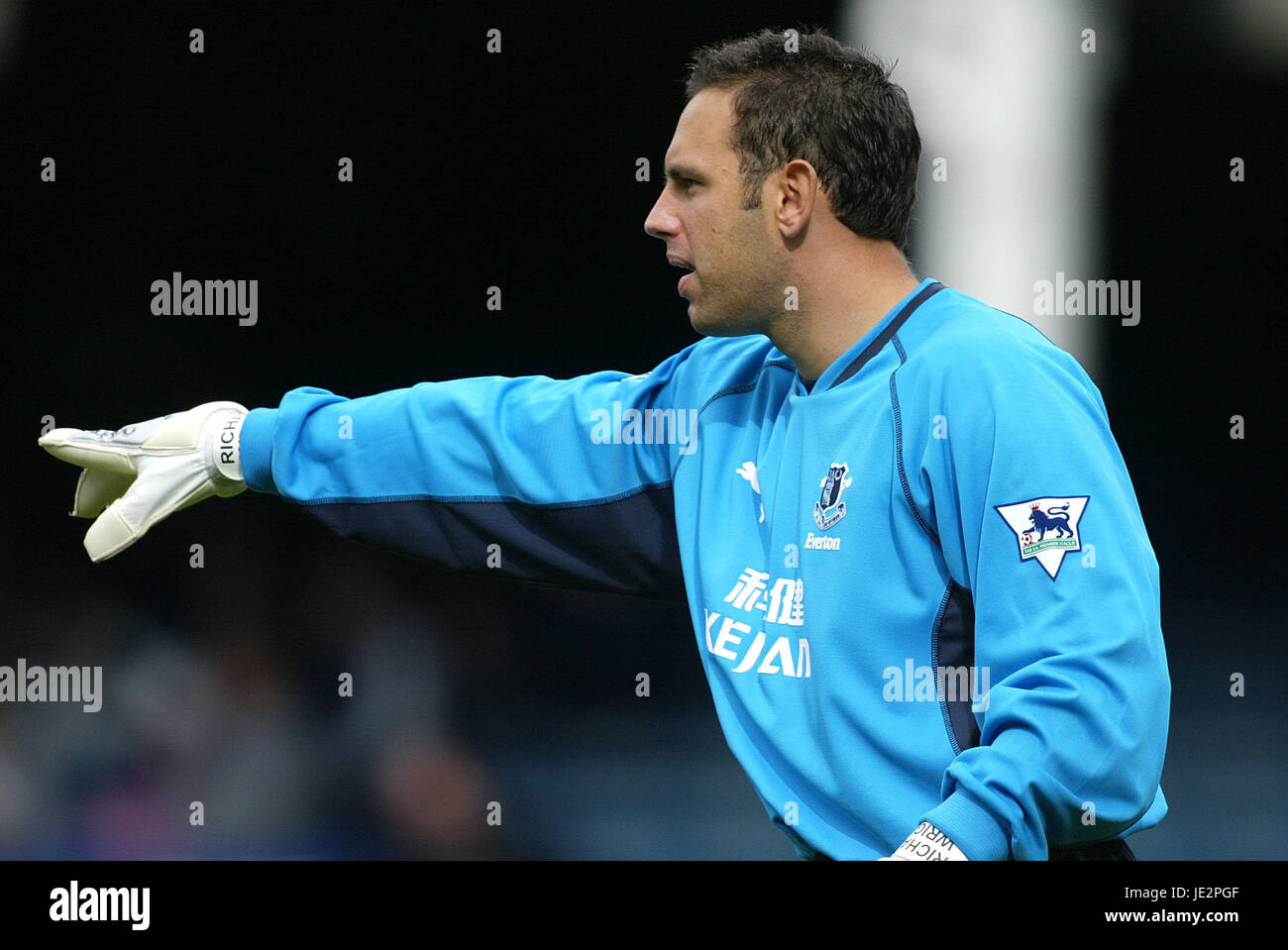 RICHARD WRIGHT EVERTON FC GOODISON PARK LIVERPOOL 10 August 2002 Stock ...