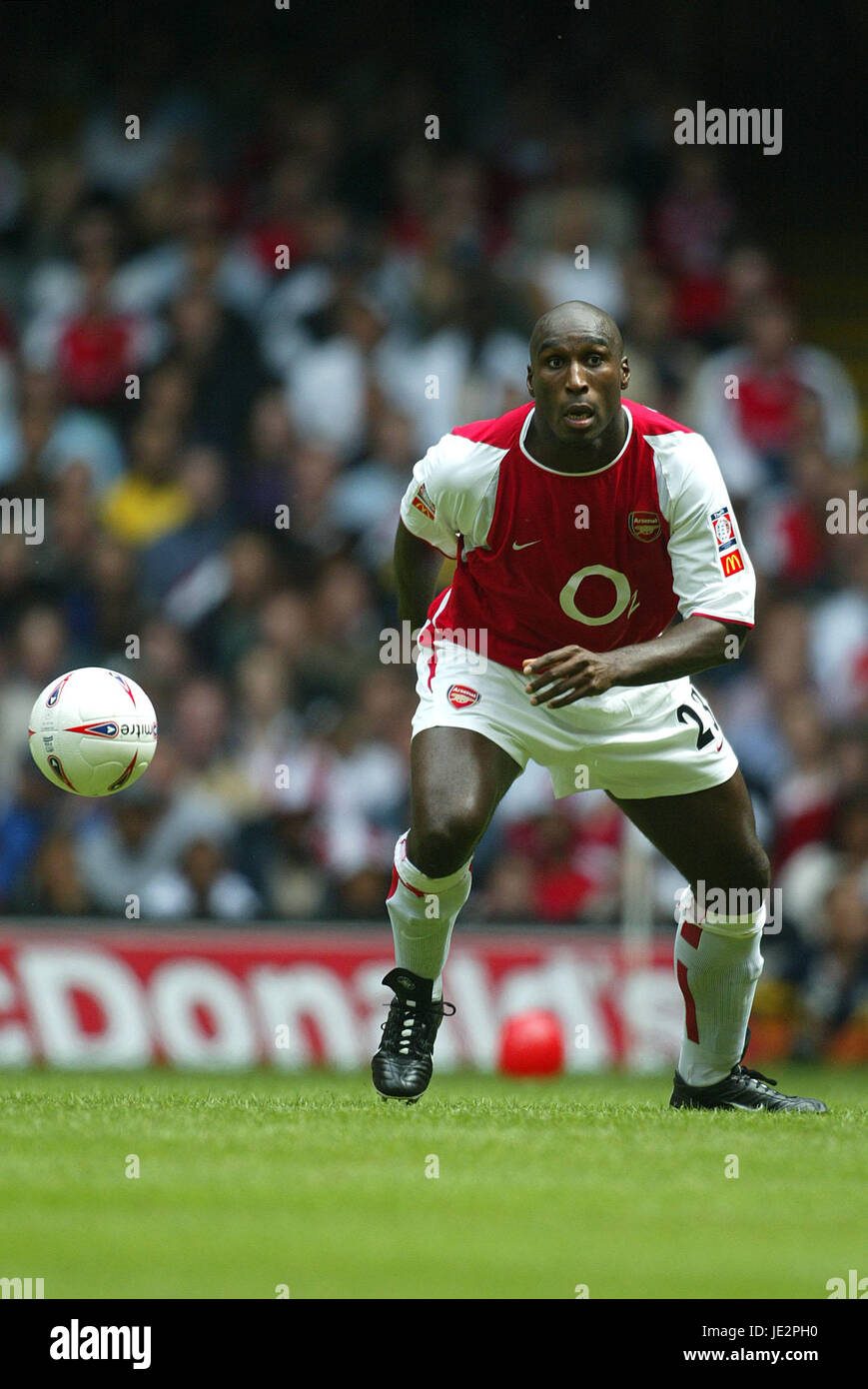 SOL CAMPBELL ARSENAL FC MILLENNIUM STADIUM CARDIFF WALES 11 August 2002 ...