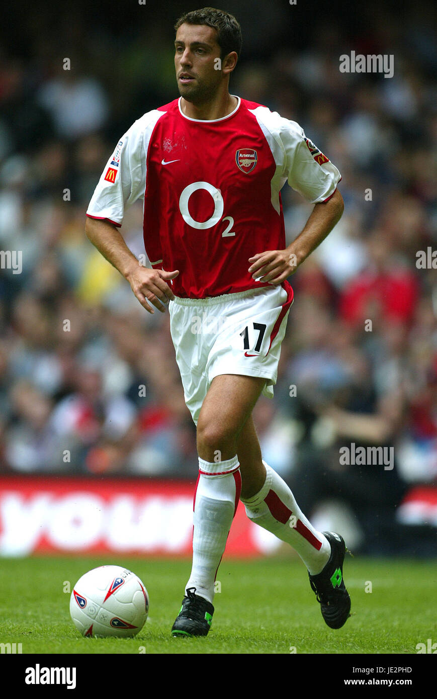 EDU ARSENAL FC MILLENNIUM STADIUM CARDIFF WALES 11 August 2002 Stock ...