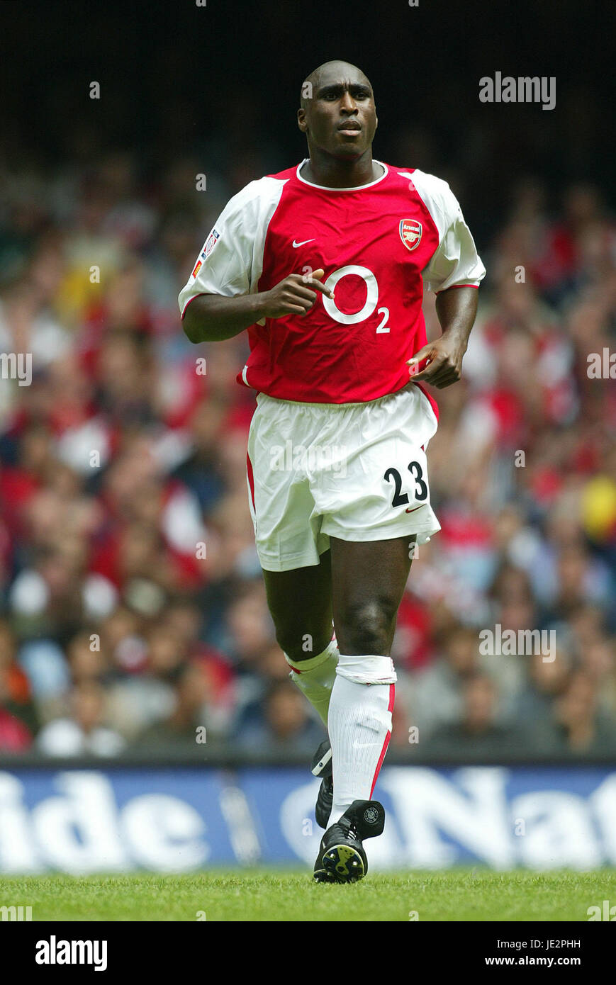 Football arsenal liverpool sol campbell hi-res stock photography and ...