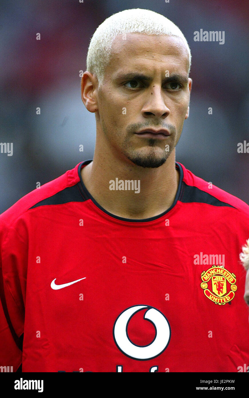 RIO FERDINAND MANCHESTER UNITED FC OLD TRAFFORD MANCHESTER ENGLAND 10 ...