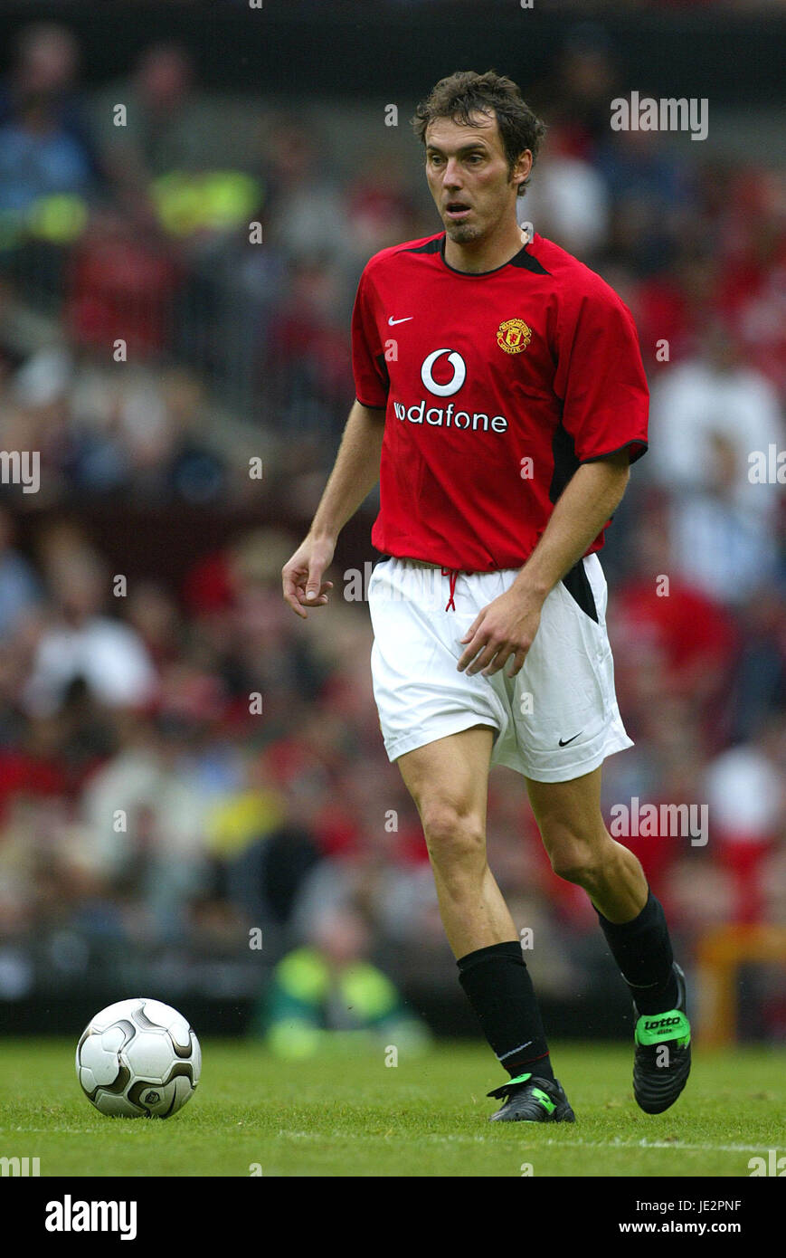 LAURENT BLANC MANCHESTER UNITED FC OLD TRAFFORD MANCHESTER ENGLAND 10 ...