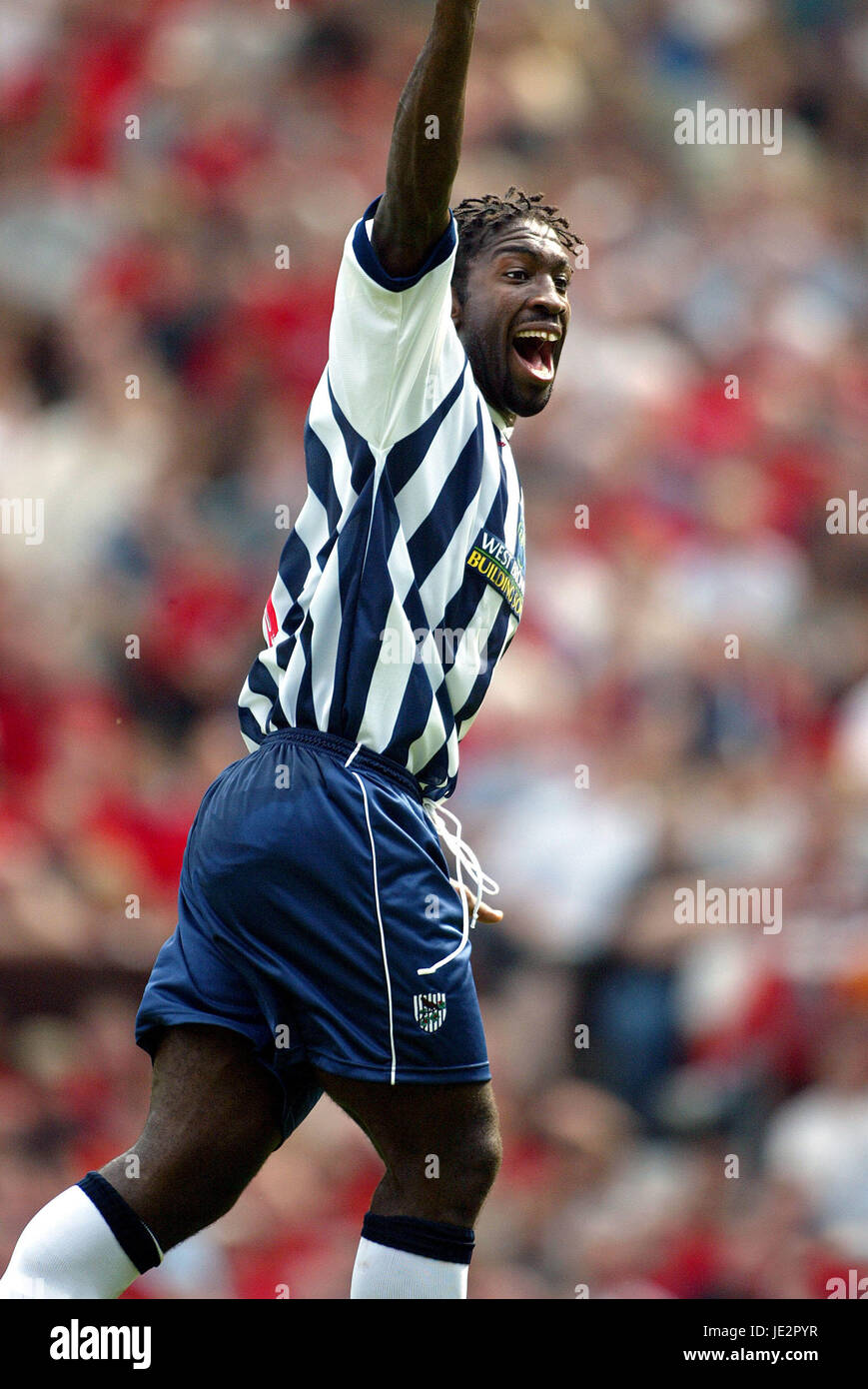 Darren moore west bromwich hi-res stock photography and images - Alamy