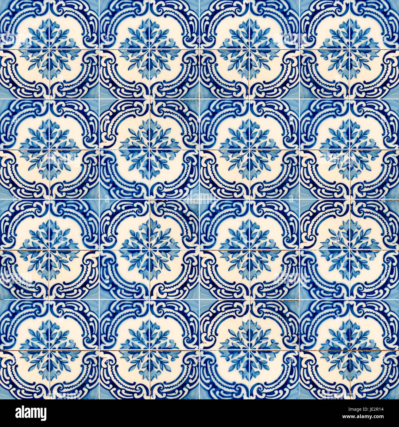 Seamless tile pattern of ancient ceramic tiles Stock Photo - Alamy