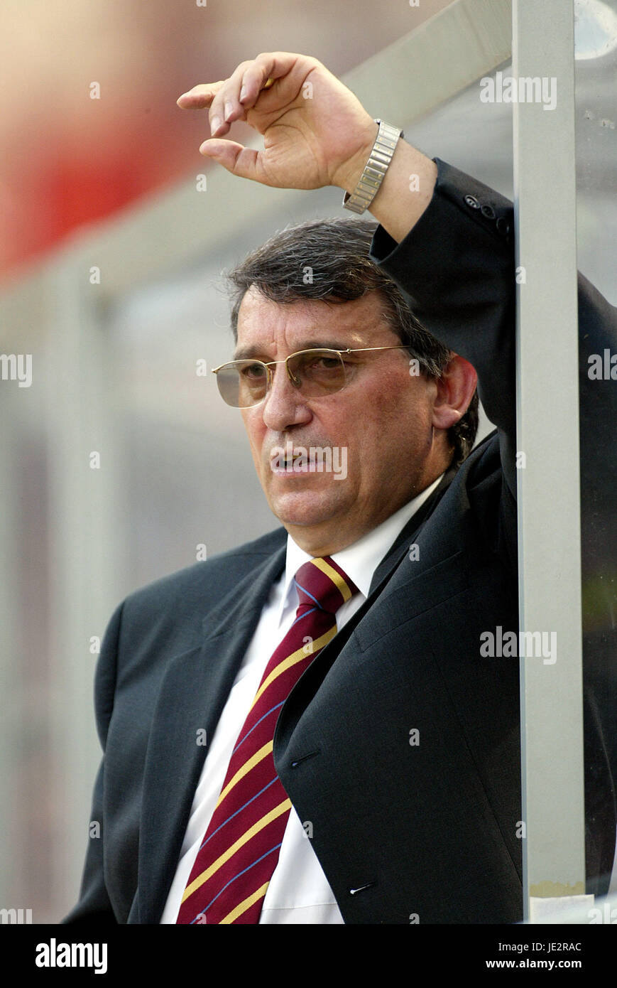 Aston villa manager graham taylor hi-res stock photography and images ...