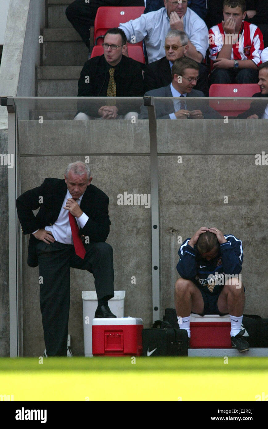 Peter reid sunderland manager hi-res stock photography and images - Alamy