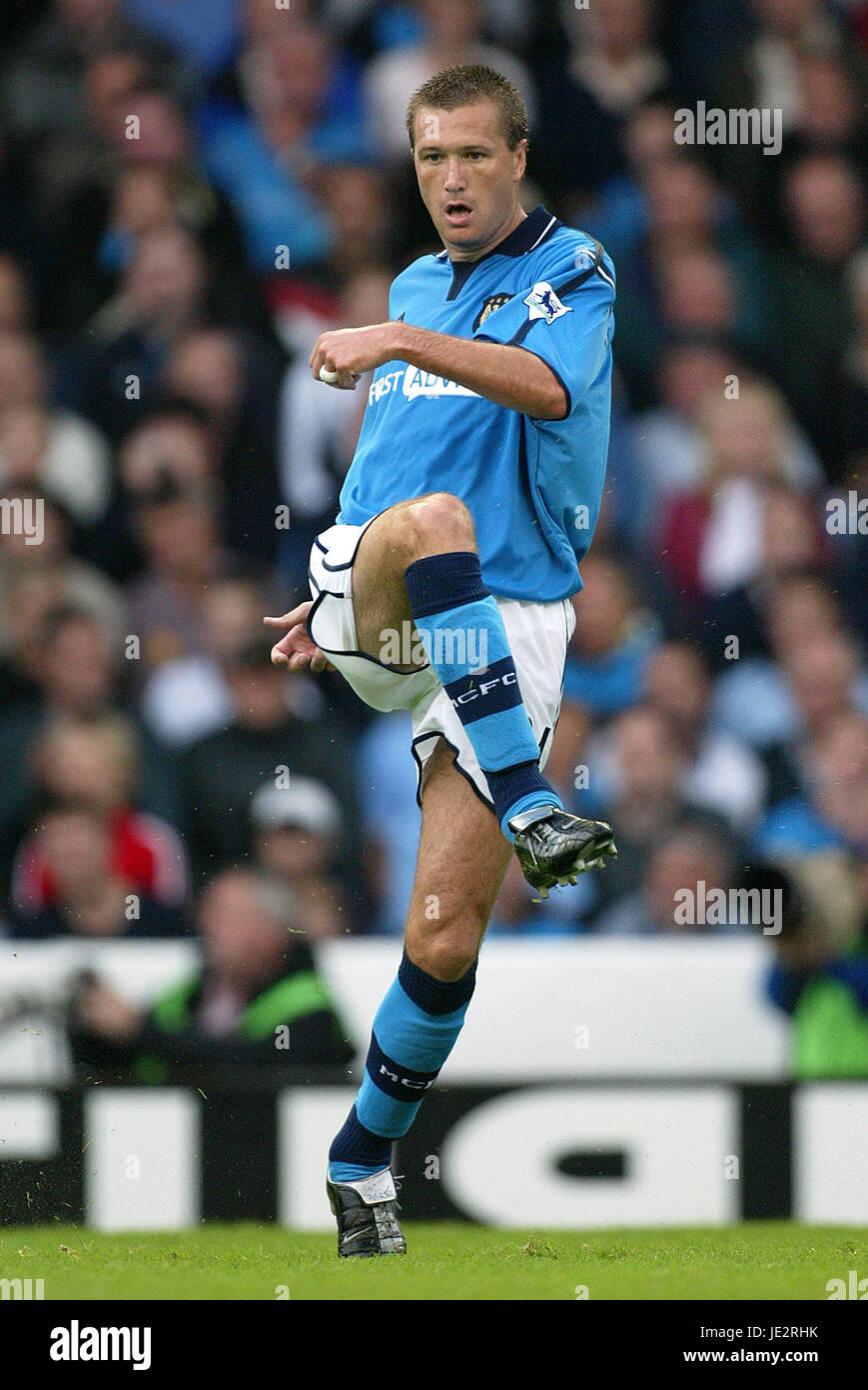 STEVE HOWEY MANCHESTER CITY FC MAINE ROAD MANCHESTER 24 August 2002 ...