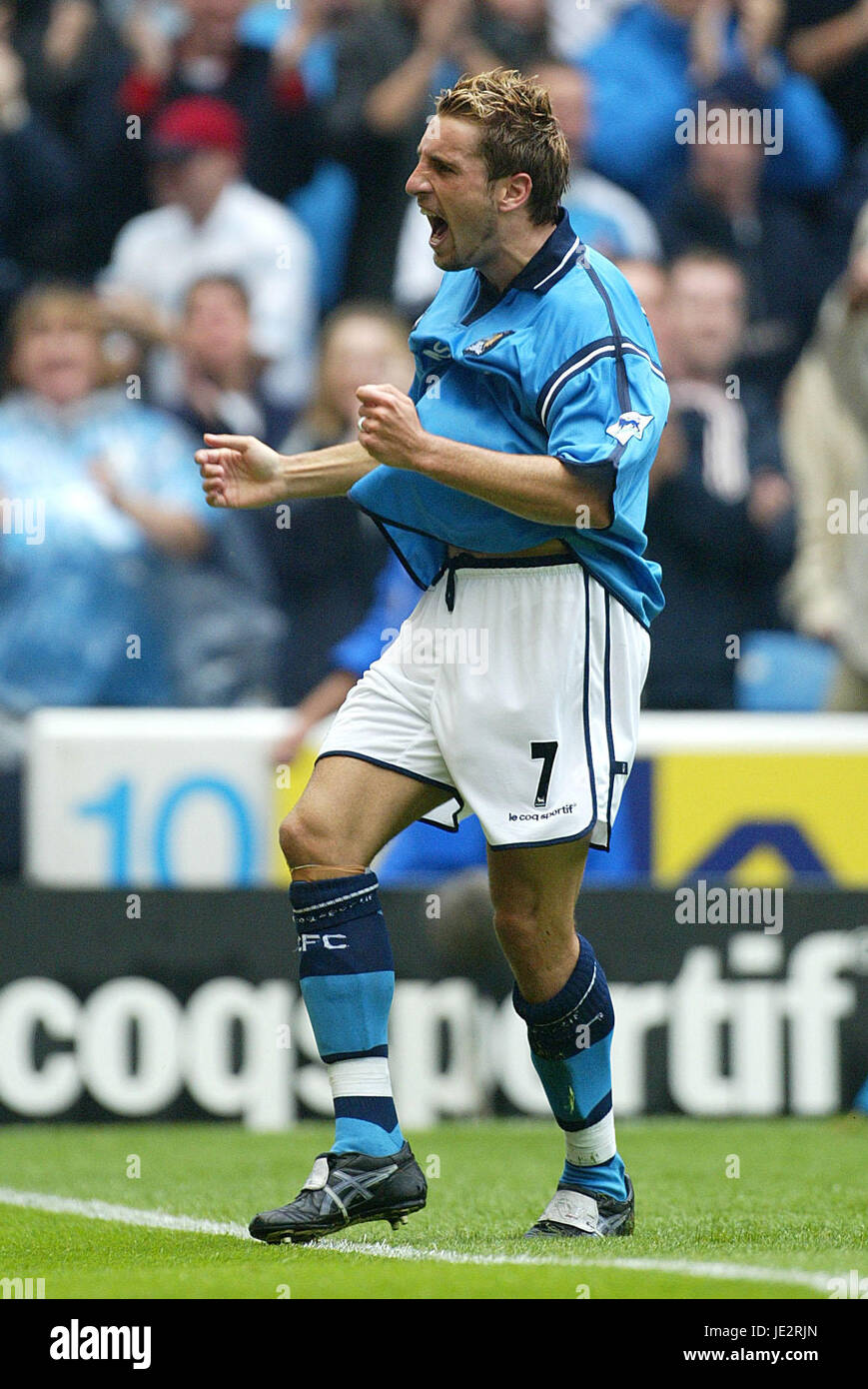 Manchester city fc 2002 hi-res stock photography and images - Alamy