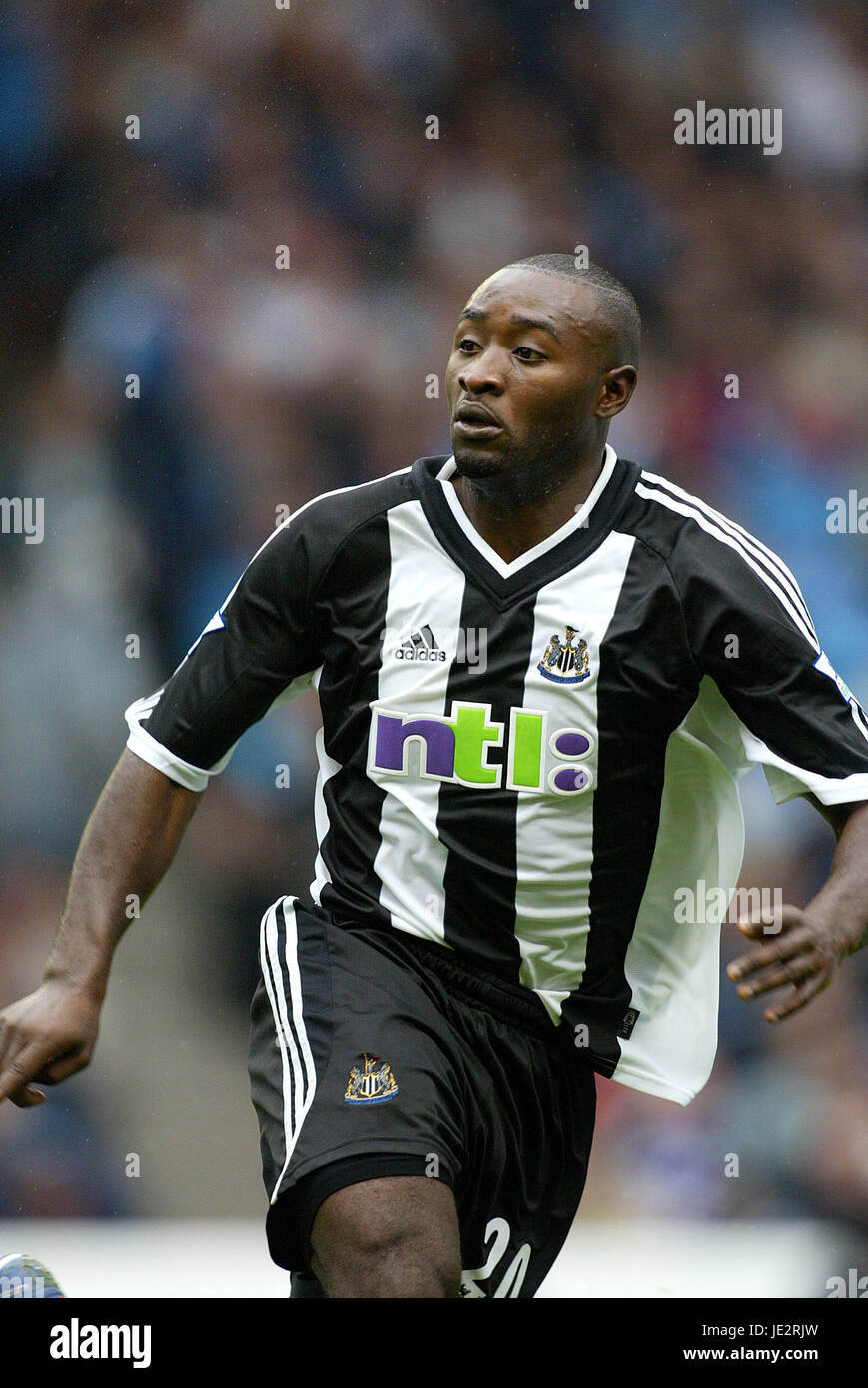 LOMANA LUALUA NEWCASTLE UNITED FC MAINE ROAD MANCHESTER 24 August 2002 ...