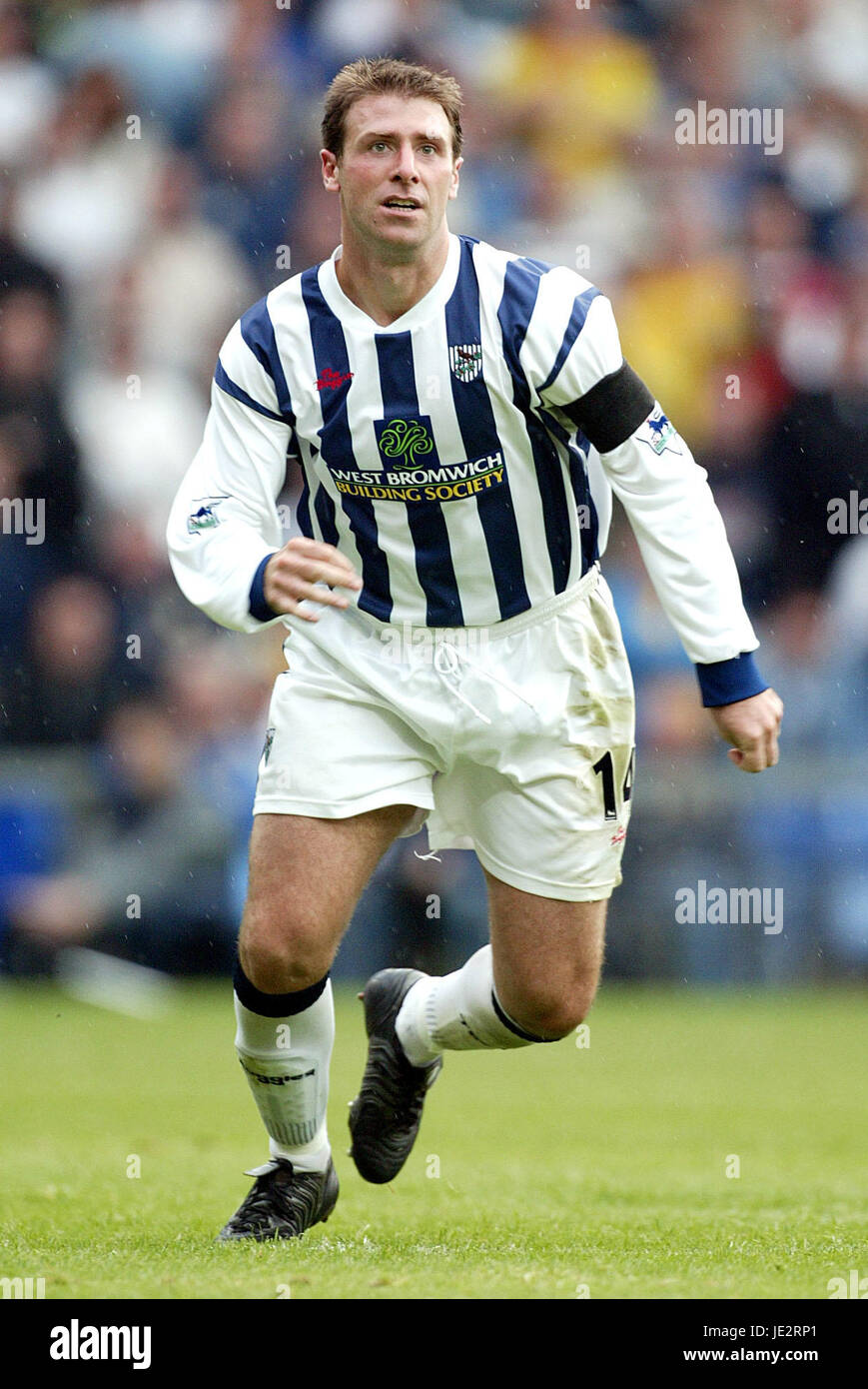 Leeds west bromich hi-res stock photography and images - Alamy