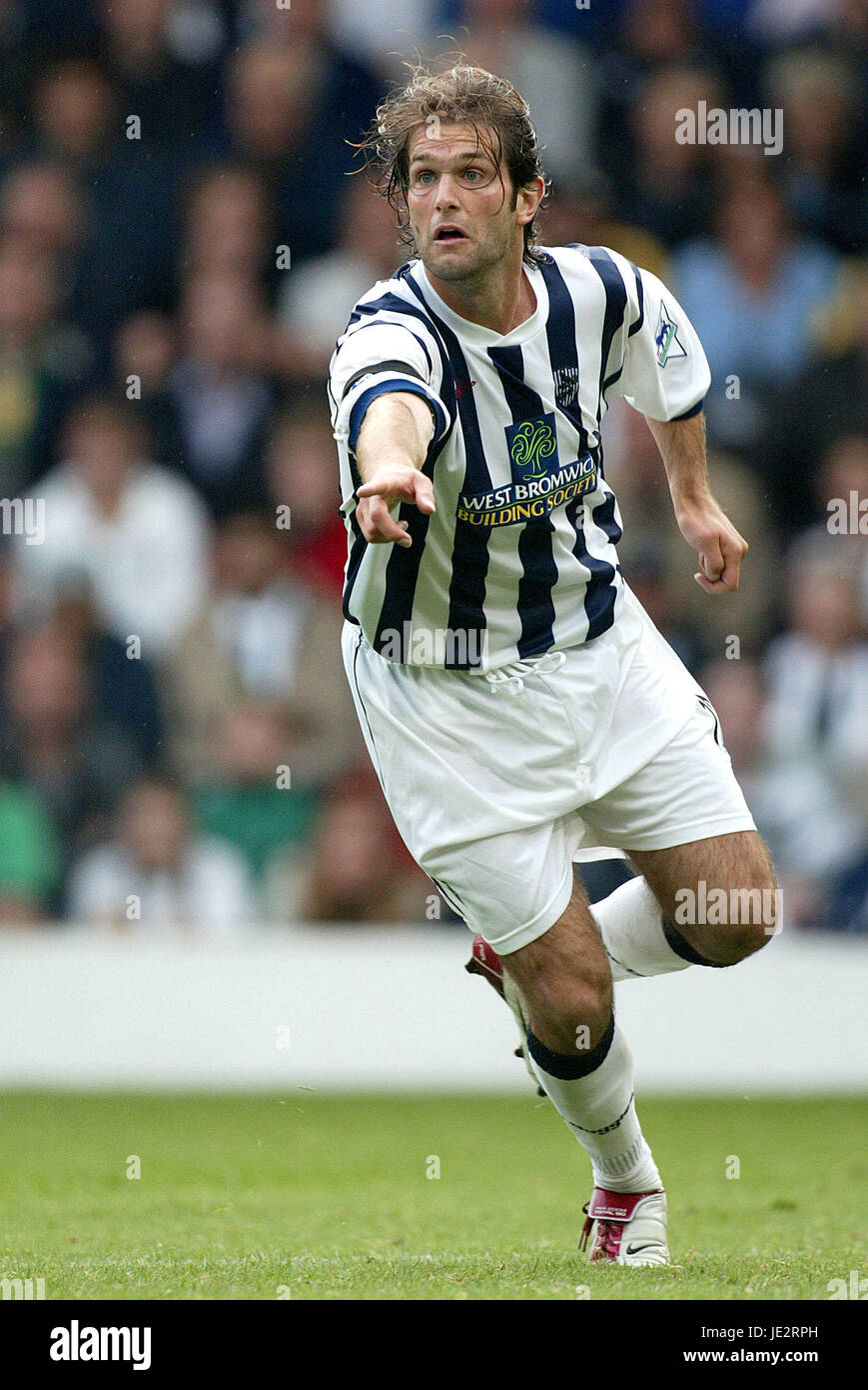 Andy johnson west bromwich albion hi-res stock photography and images ...