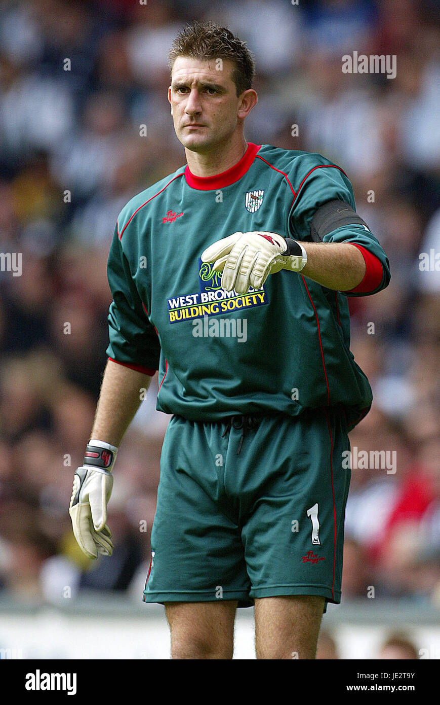 RUSSELL HOULT WEST BROMWICH ALBION FC THE HAWTHORNS WEST BROMICH 31 ...