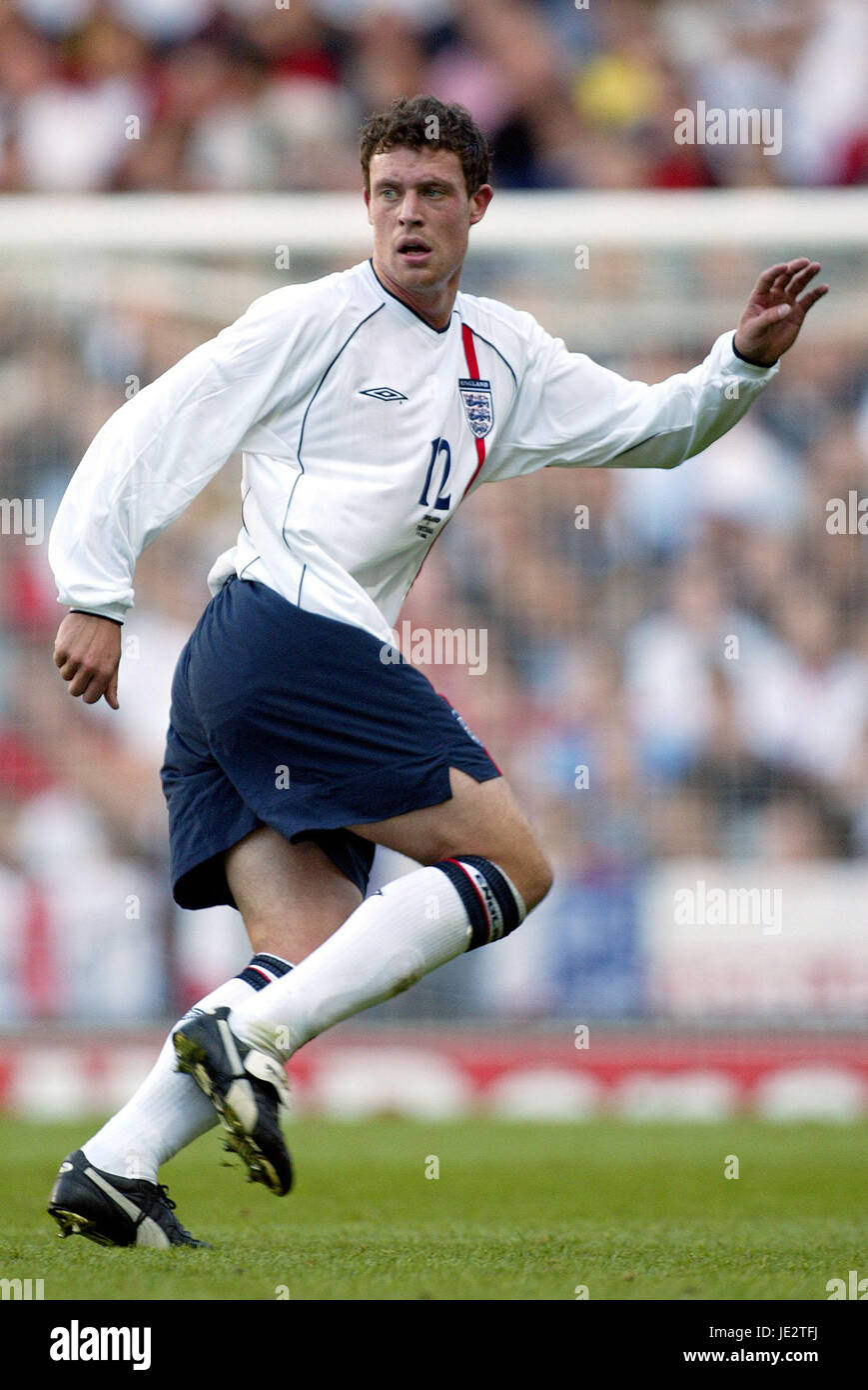 WAYNE BRIDGE ENGLAND & SOUTHAMPTON FC VILLA PARK BIRMINGHAM ENGLAND 07 ...