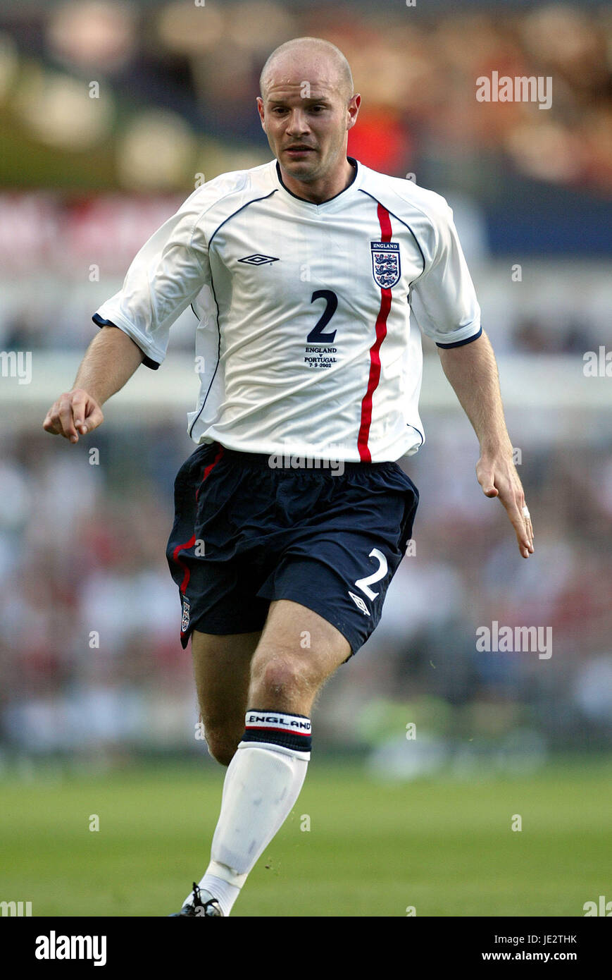 DANNY MILLS ENGLAND & LEEDS UNITED FC VILLA PARK BIRMINGHAM ENGLAND 07 ...