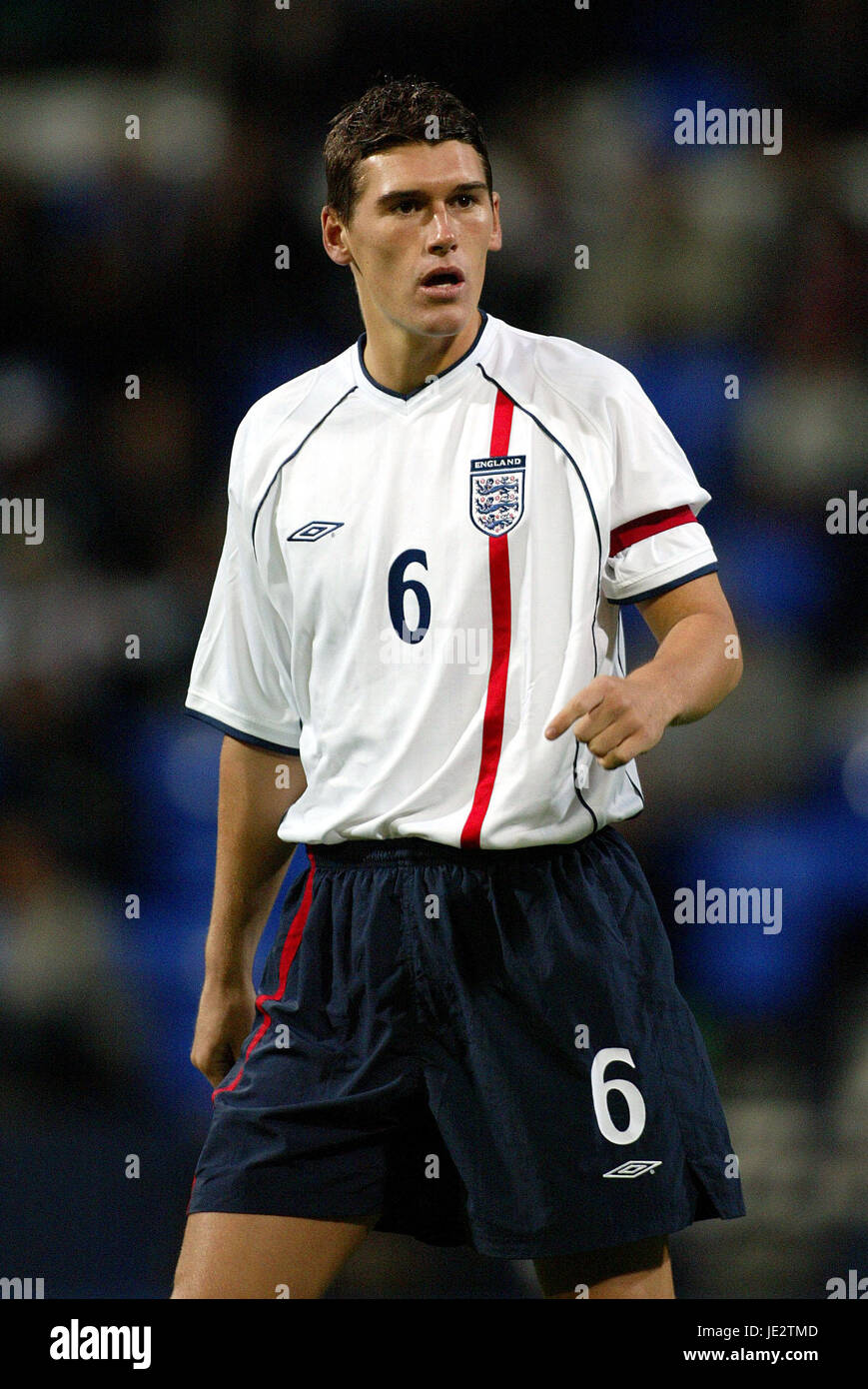 GARETH BARRY ENGLAND U21 & ASTON VILLA FC REEBOK STADIUM BOLTON 06 ...