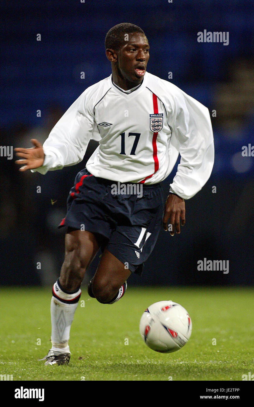 SHAUN WRIGHT-PHILLIPS ENGLAND U21 & MANCHESTER CITY REEBOK STADIUM ...