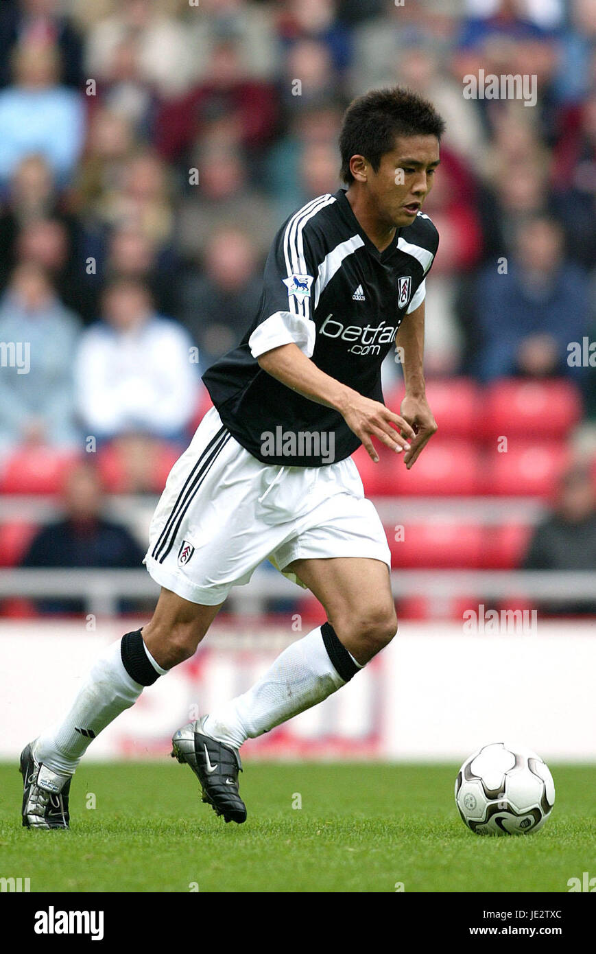Junichi inamoto of fulham hi-res stock photography and images - Alamy