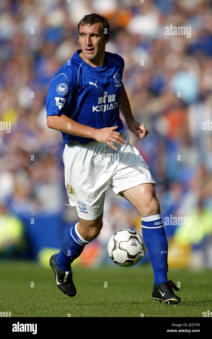 ALAN STUBBS EVERTON FC GOODISON PARK EVERTON 14 September 2002 Stock ...