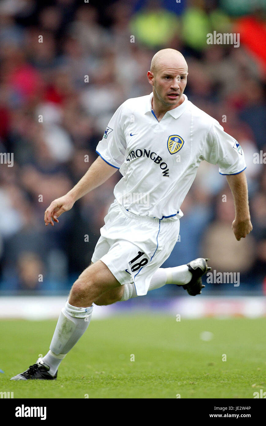 Football danny mills hi-res stock photography and images - Alamy