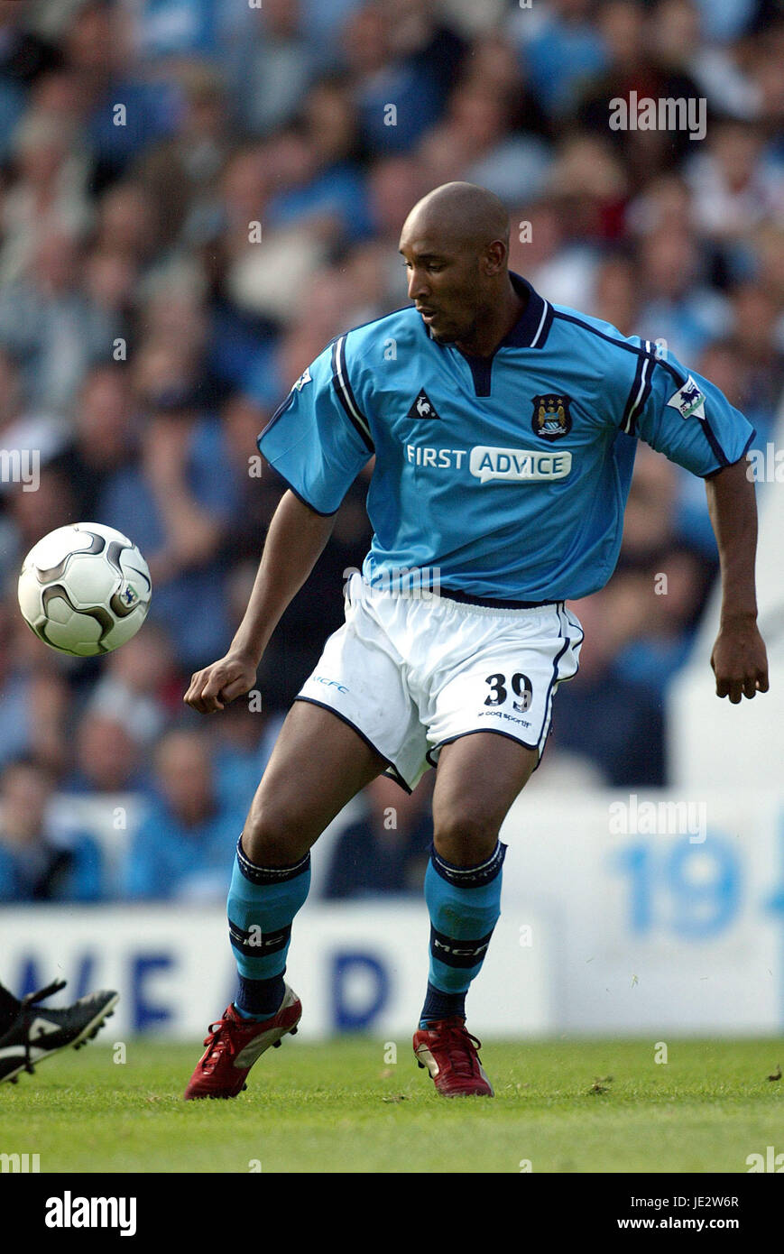 Manchester city fc 2002 hi-res stock photography and images - Alamy