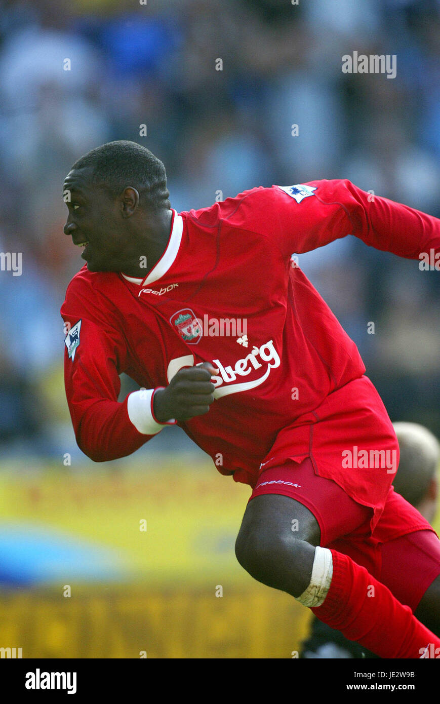 Emile heskey celebration liverpool hi-res stock photography and images ...