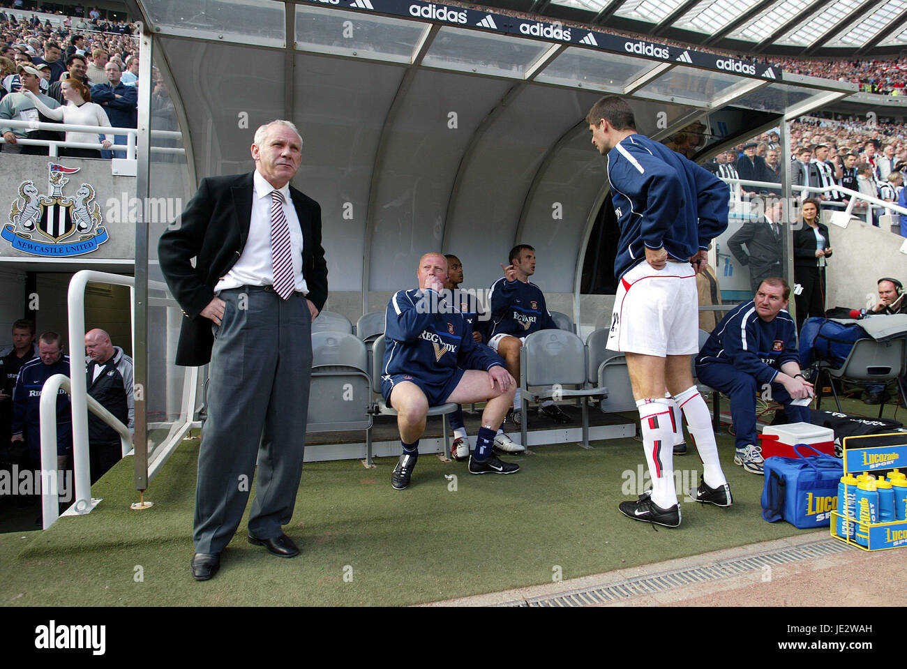 PETER REID SUNDERLAND FC MANAGER ST JAMES PARK NEWCASTLE 21 September ...