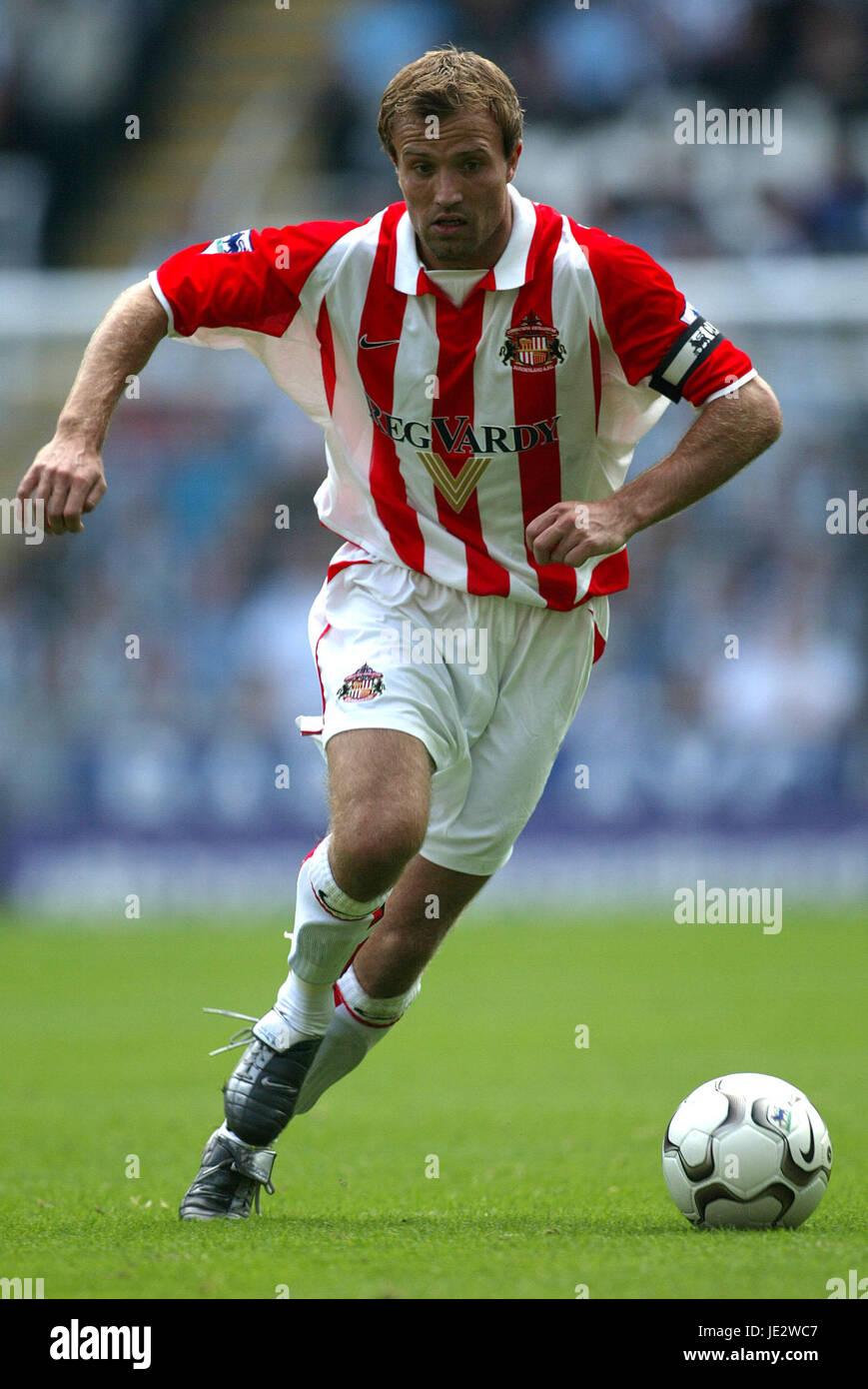 MICHAEL GRAY SUNDERLAND FC ST JAMES PARK NEWCASTLE 21 September 2002 ...