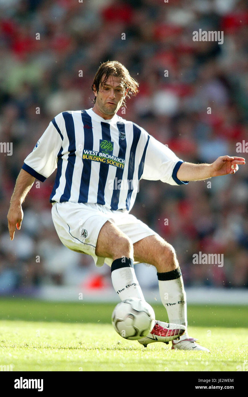 Andy johnson west bromwich albion hi-res stock photography and images ...