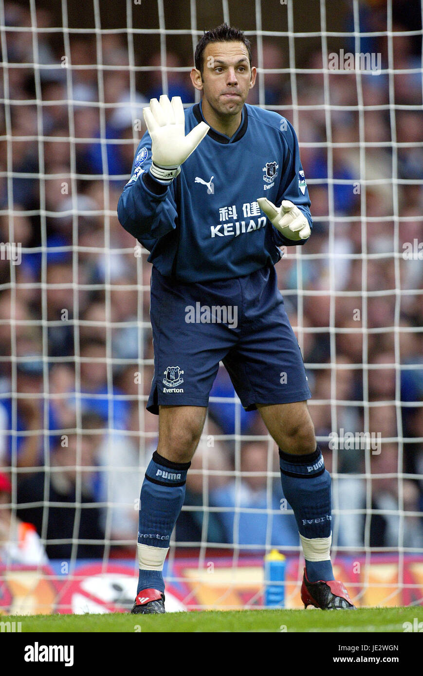 RICHARD WRIGHT EVERTON FC VILLA PARK BIRMINGHAM 22 September 2002 Stock ...