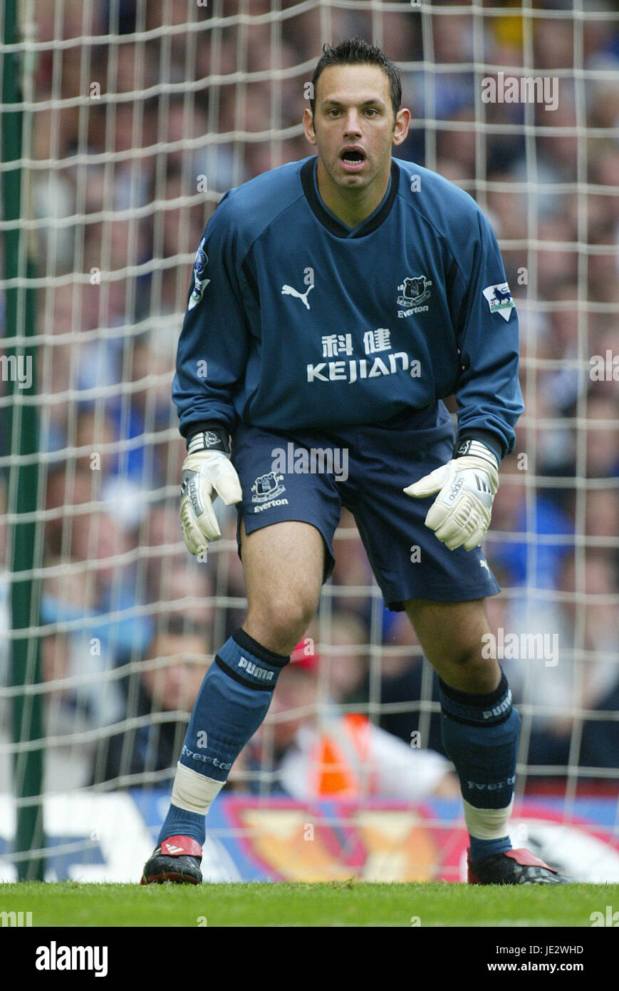 RICHARD WRIGHT EVERTON FC VILLA PARK BIRMINGHAM 22 September 2002 Stock ...