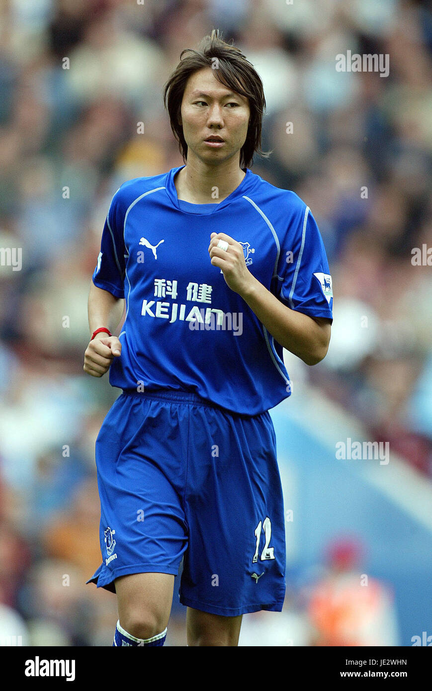 LI TIE EVERTON FC VILLA PARK BIRMINGHAM 22 September 2002 Stock Photo ...