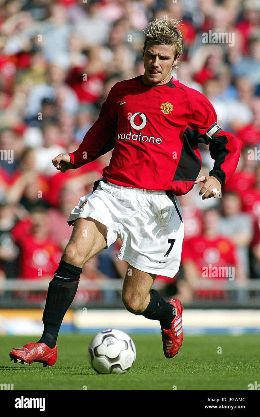 DAVID BECKHAM MANCHESTER UNITED FC OLD TRAFFORD MANCHESTER ENLAND 21 ...