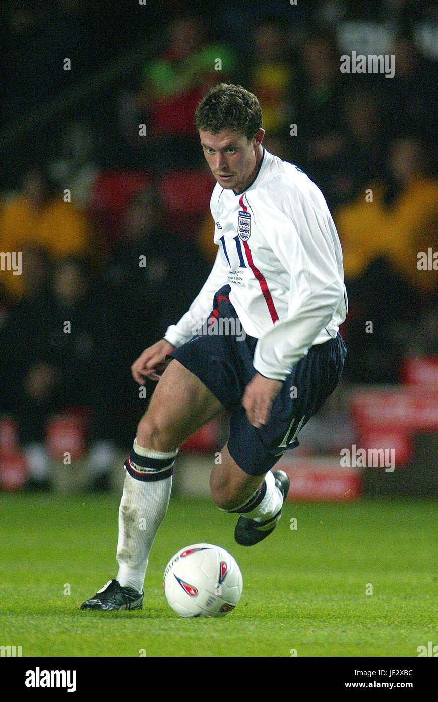 Wayne bridge england 2002 hi-res stock photography and images - Alamy