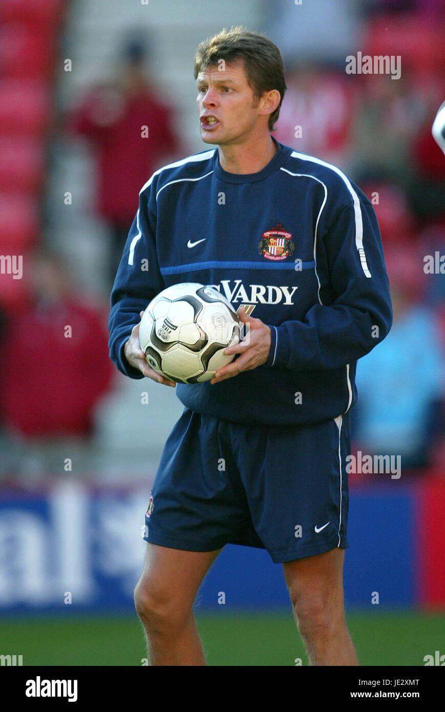 STEVE COTTERILL SUNDERLAND COACH STADIUM OF LIGHT SUNDERLAND 19 October ...