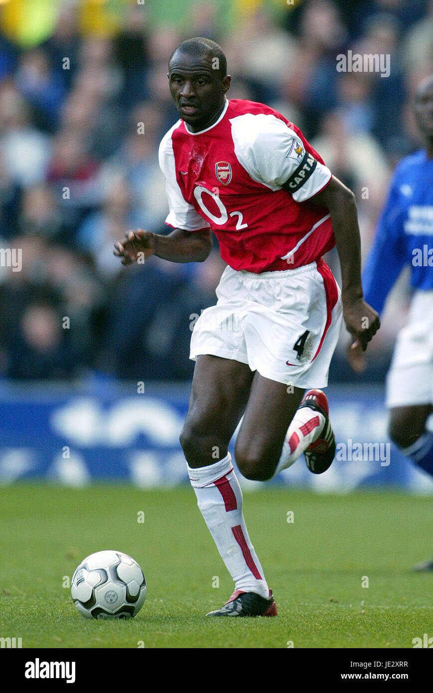 PATRICK VIEIRA ARSENAL FC GOODISON PARK LIVERPOOL ENGLAND 19 October ...
