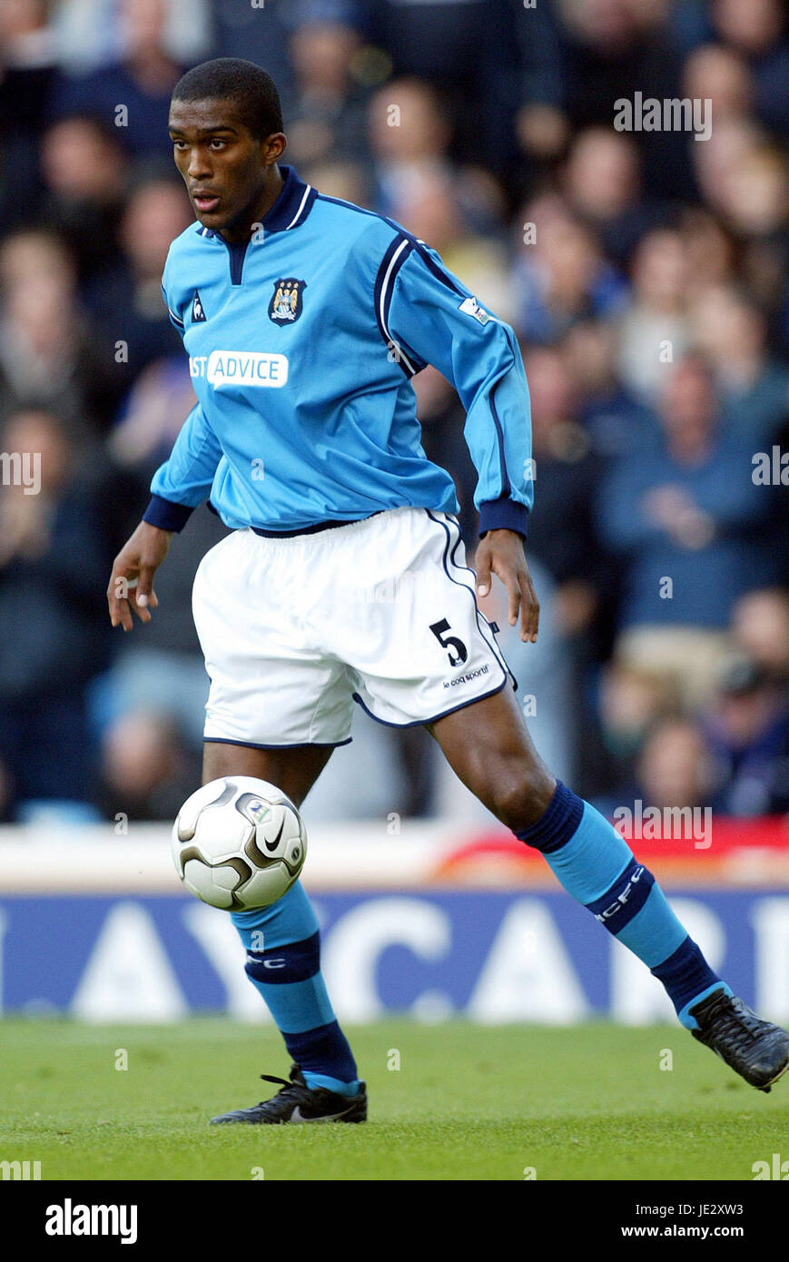 Distin hi-res stock photography and images - Alamy