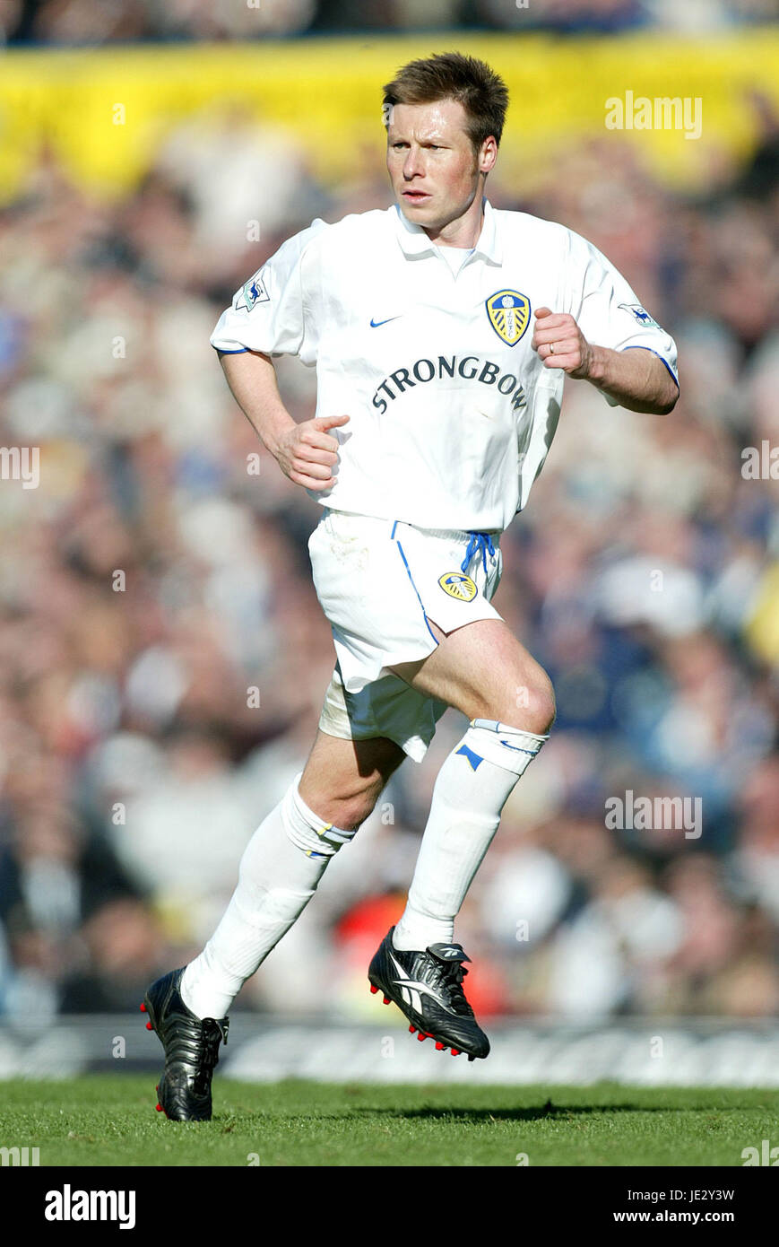 NICK BARMBY LEEDS UNITED FC ELLAND ROAD LEEDS 19 October 2002 Stock ...