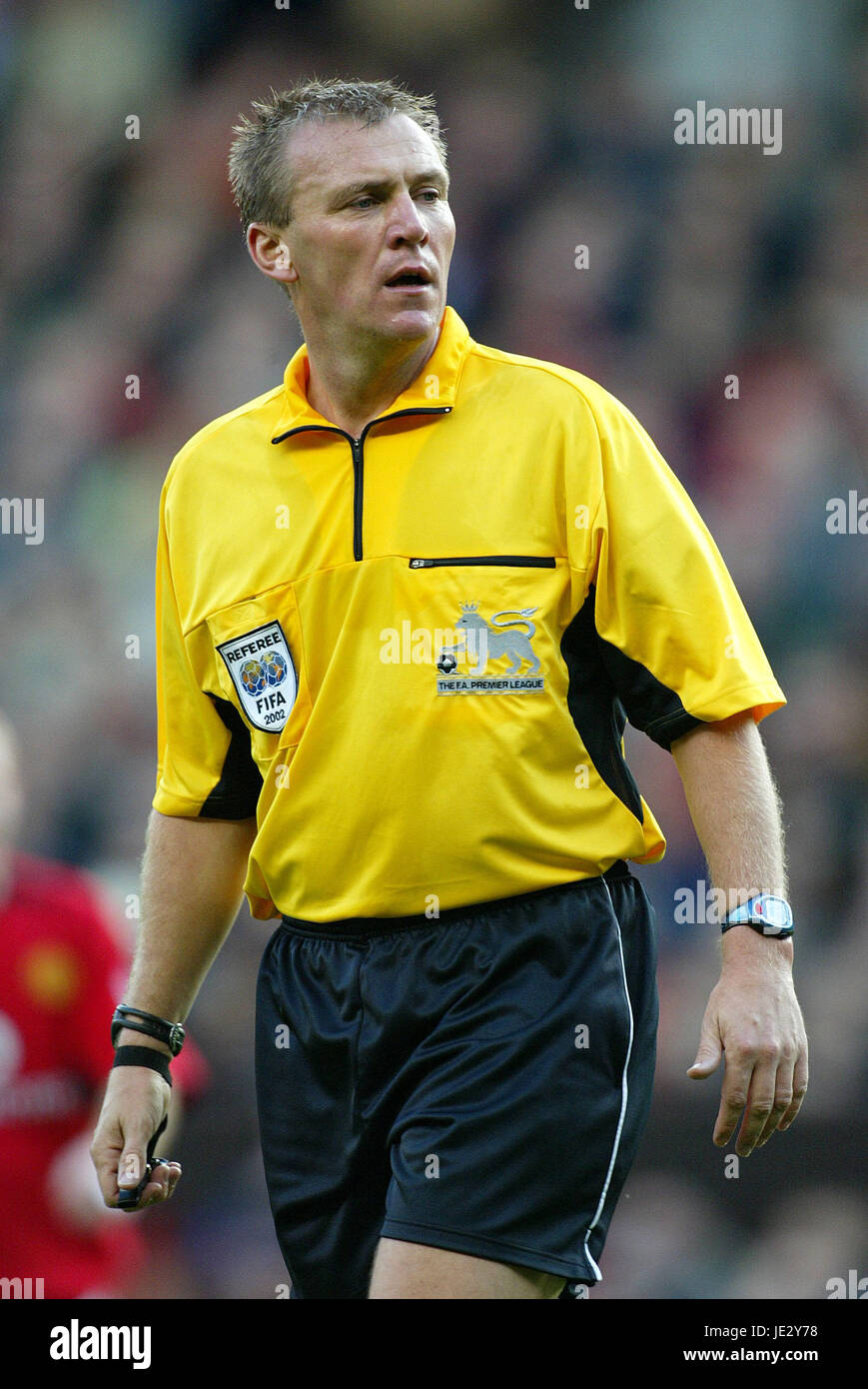 GRAHAM POLL PREMIERSHIP FOOTBALL REFEREE OLD TRAFFORD MANCESTER 26 ...
