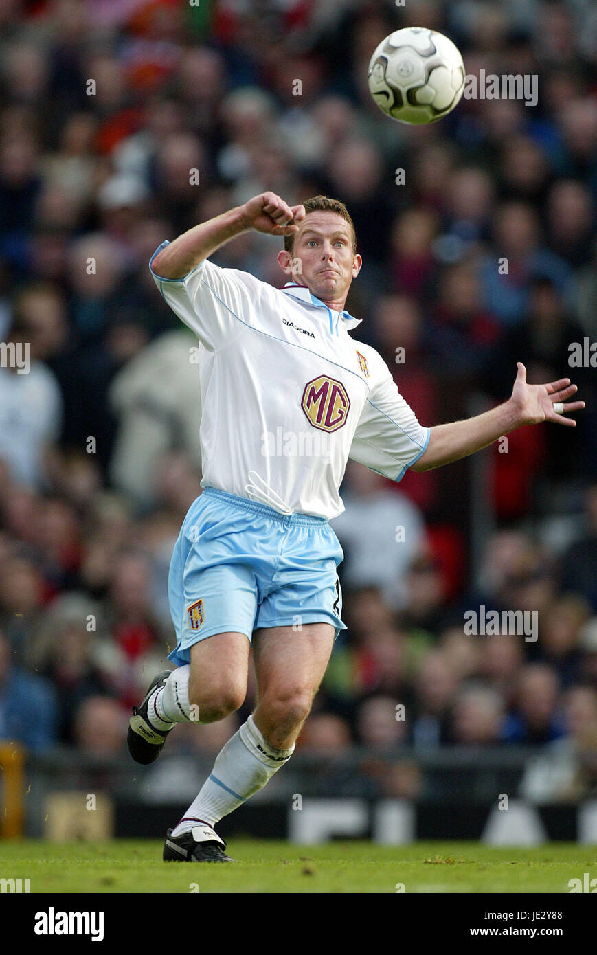 MARK KINSELLA ASTON VILLA FC OLD TRAFFORD MANCESTER 26 October 2002 ...