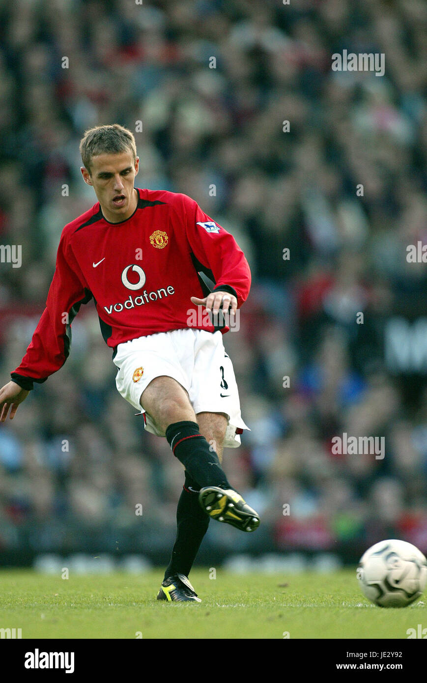 PHILIP NEVILLE MANCHESTER UNITED FC OLD TRAFFORD MANCESTER 26 October ...