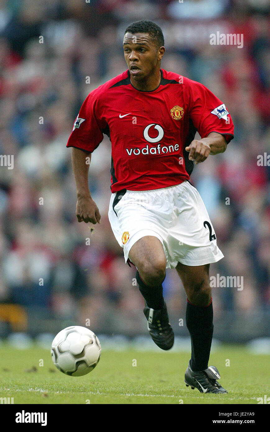 Quinton fortune manchester united 2002 hi-res stock photography and ...