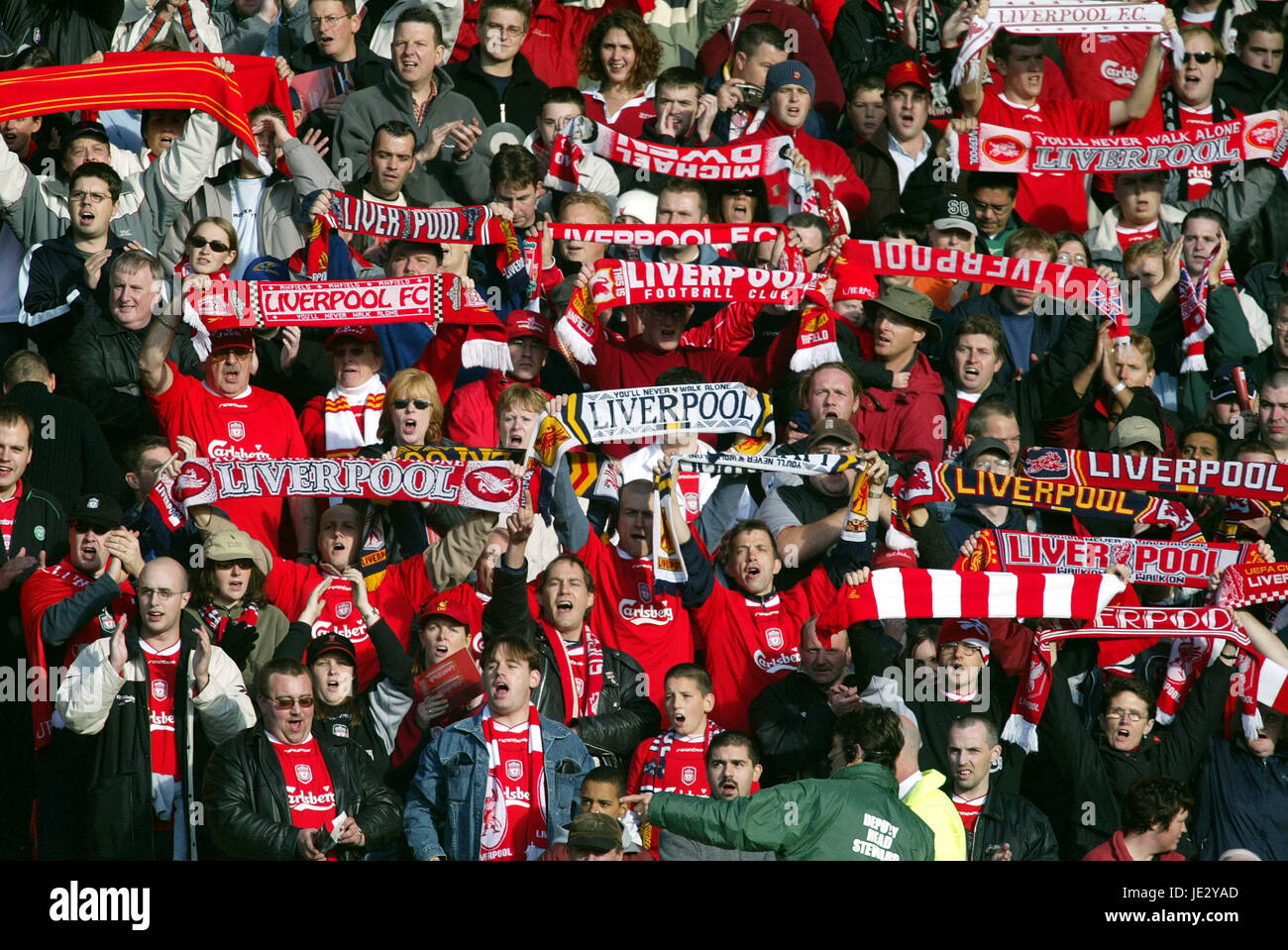 Liverpool tottenham 2002 hi-res stock photography and images - Alamy