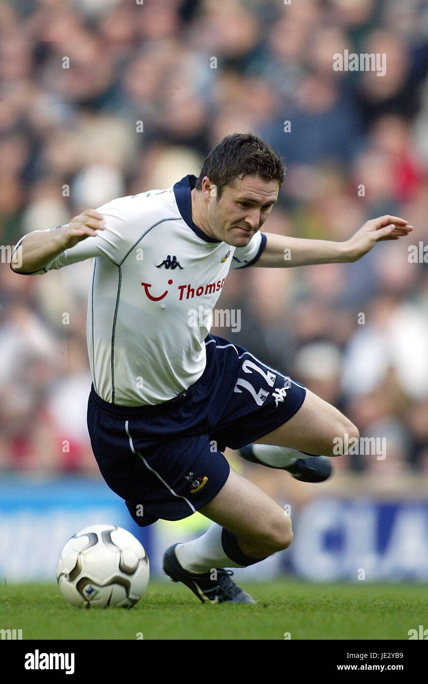 ROBBIE KEANE TOTTENHAM HOTSPUR FC ANFIELD LIVERPOOL ENGLAND 26 October ...
