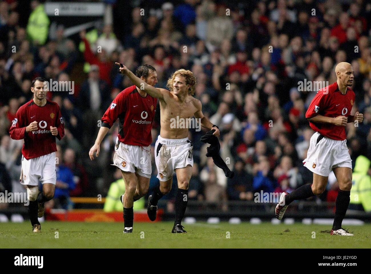 Manchester united forlan southampton hi-res stock photography and ...