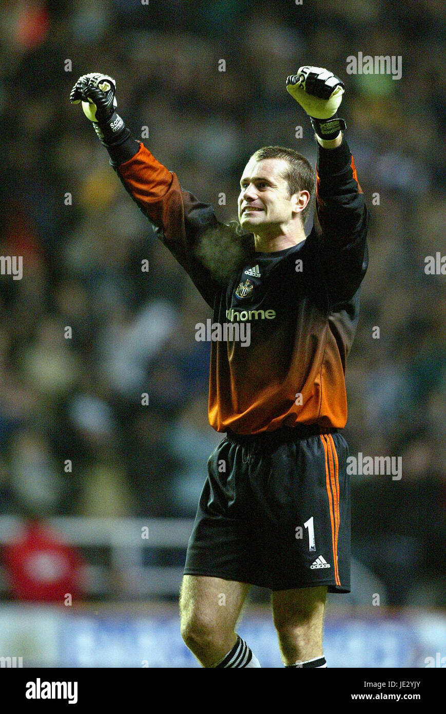 SHAY GIVEN NEWCASTLE UNITED FC ST.JAMES PARK NEWCASTLE 05 November 2002 ...