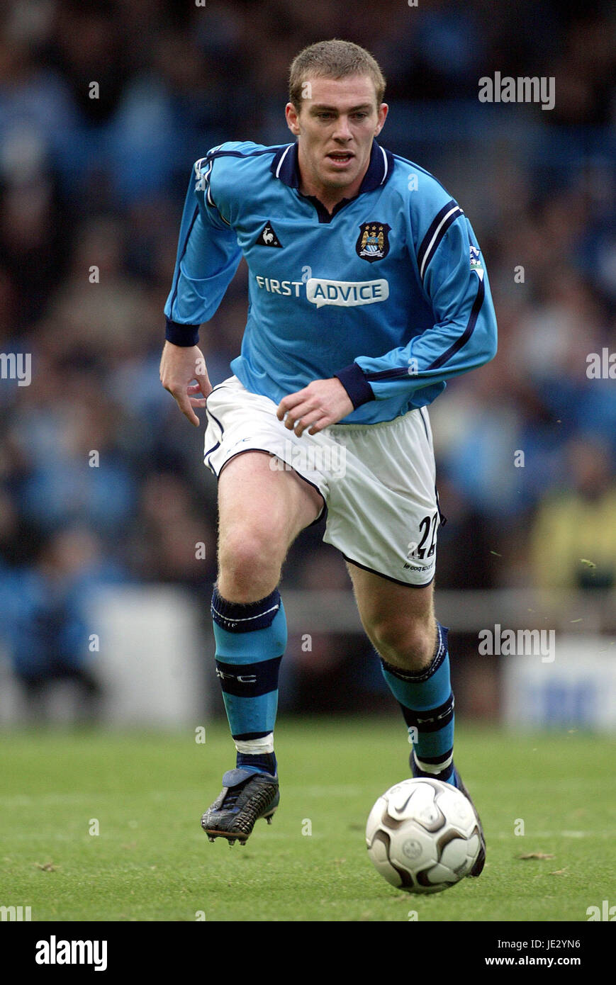 Richard dunne manchester city hi-res stock photography and images - Alamy